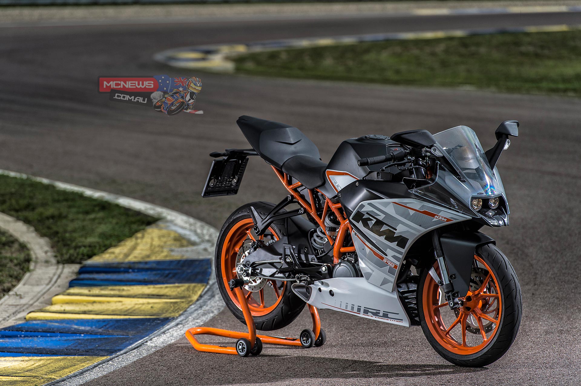 KTM RC390 Review | Full Test | MCNews.com.au