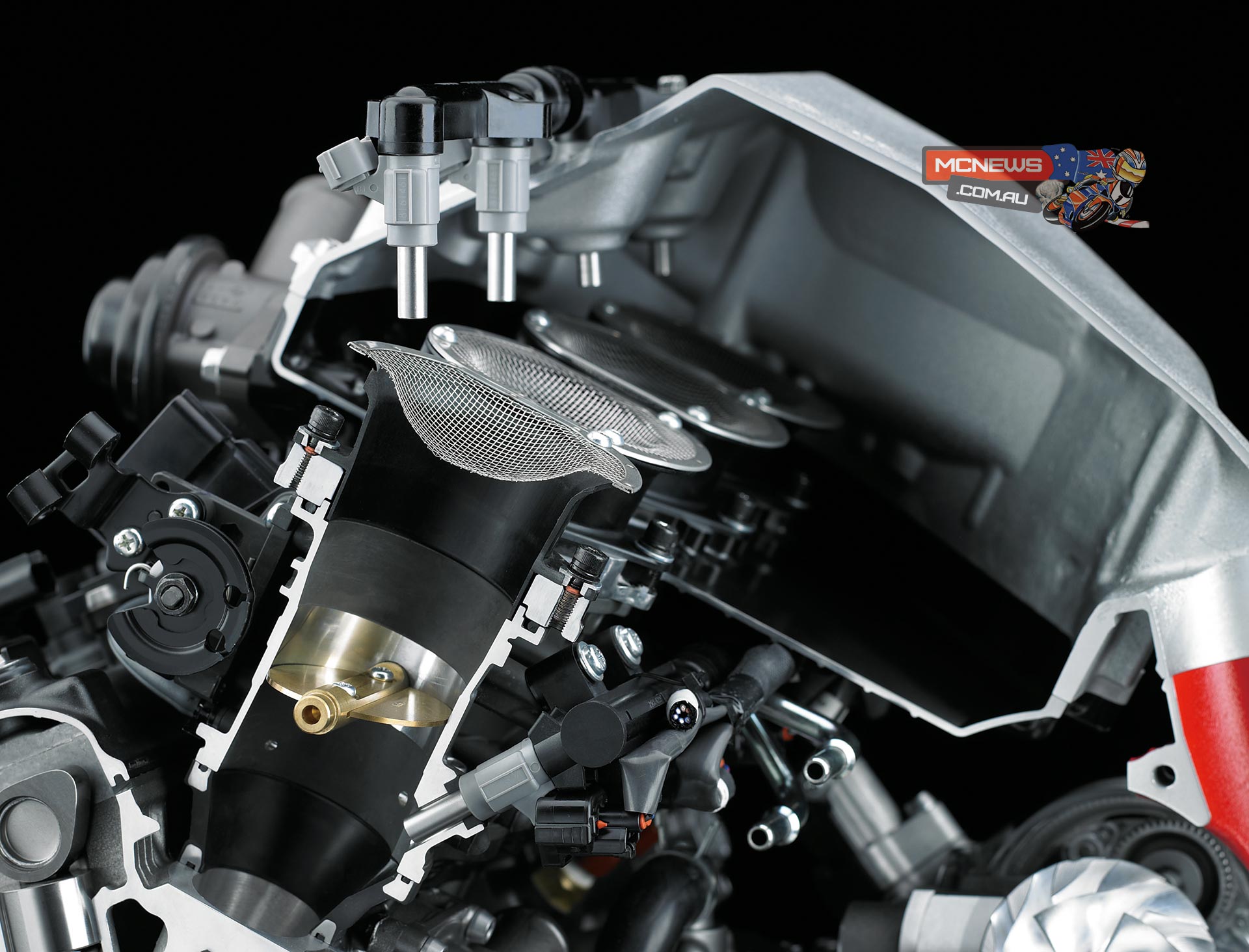 Kawasaki Ninja H2 in Full Detail | MCNews