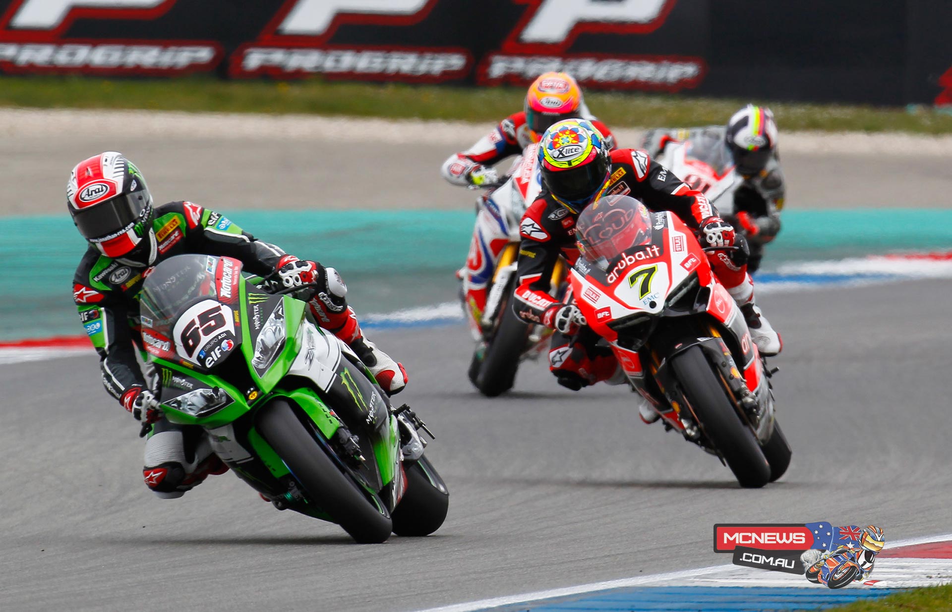 Jonathan Rea on cusp of World SBK Title | MCNews