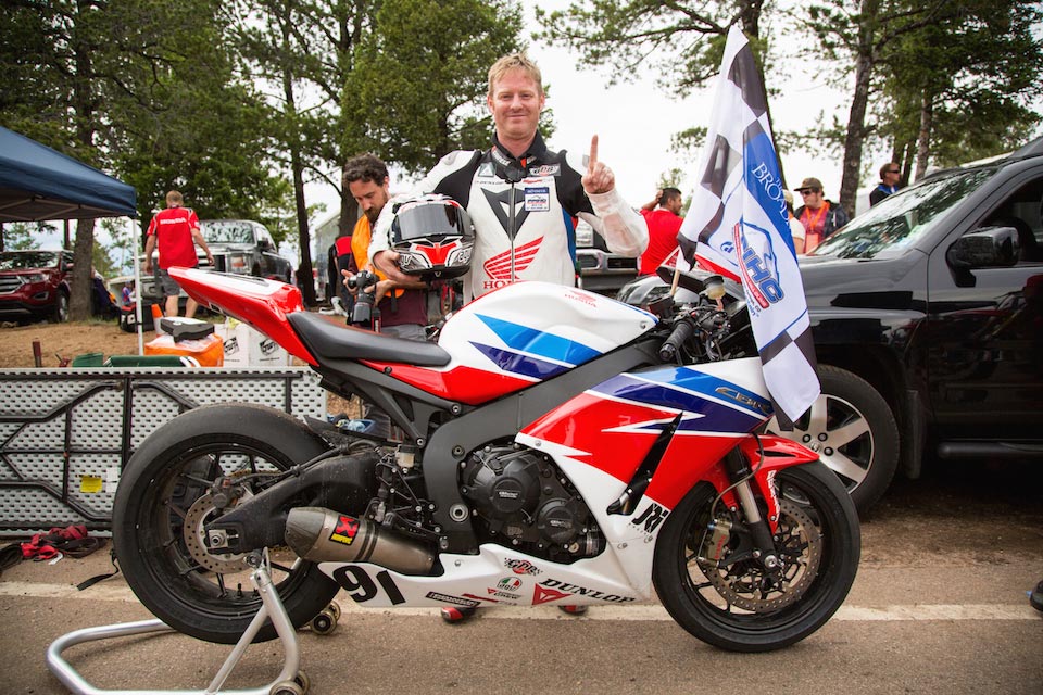 Jeff Tigert wins Pikes Peak on Fireblade | MCNews