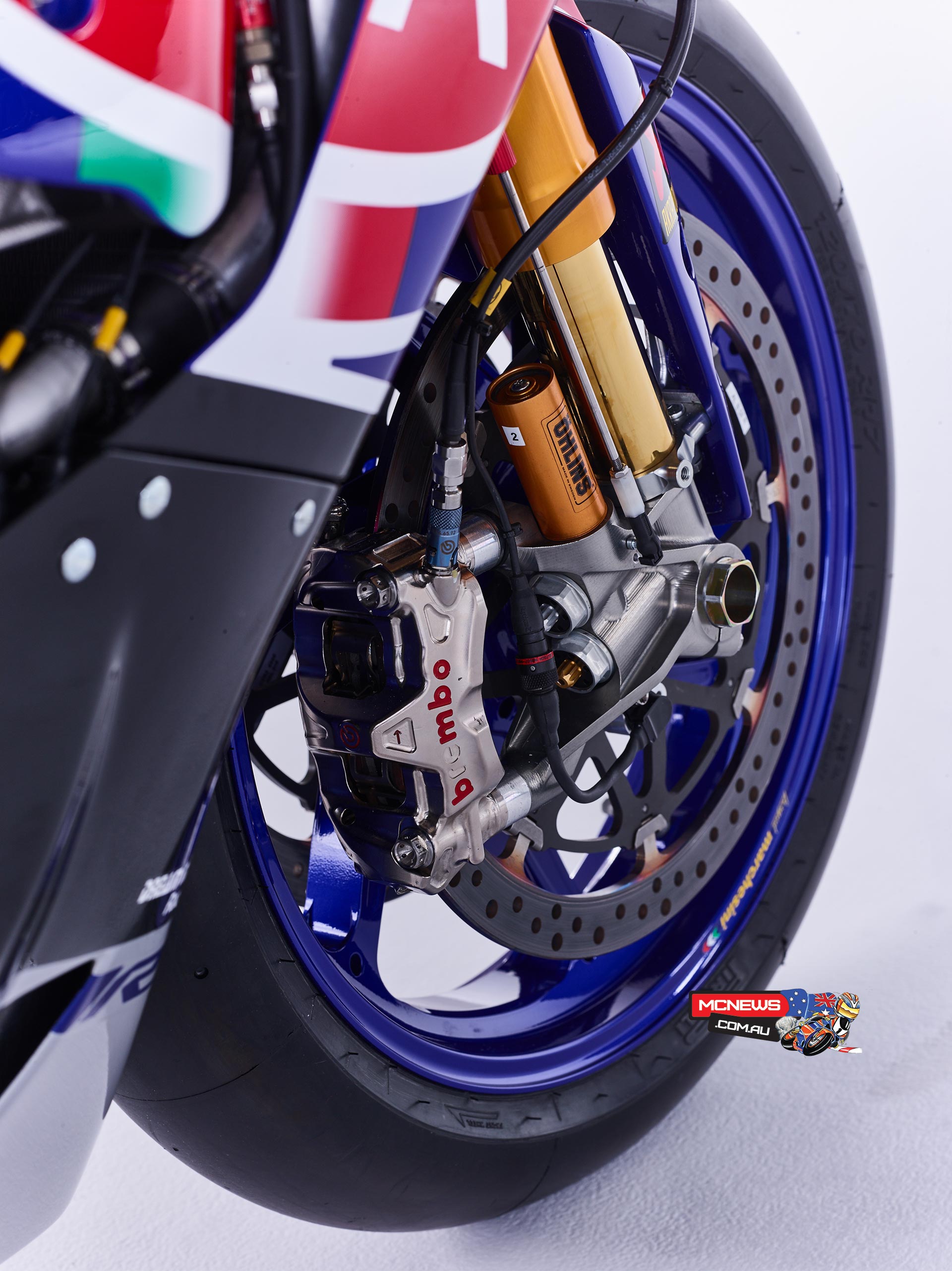 Yamaha YZF-R1M Pata World SBK Launch | MCNews