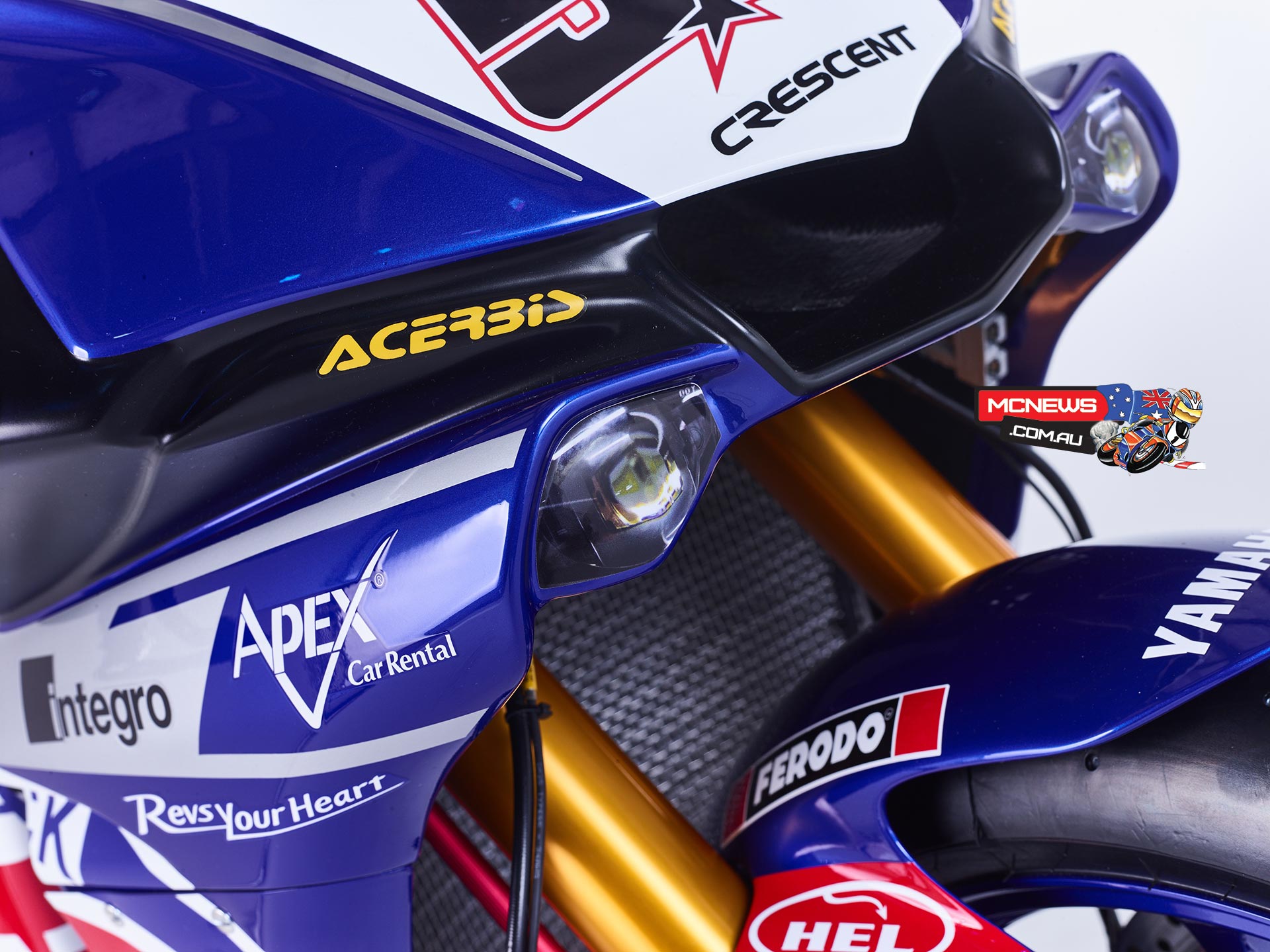 Yamaha YZF-R1M Pata World SBK Launch | MCNews