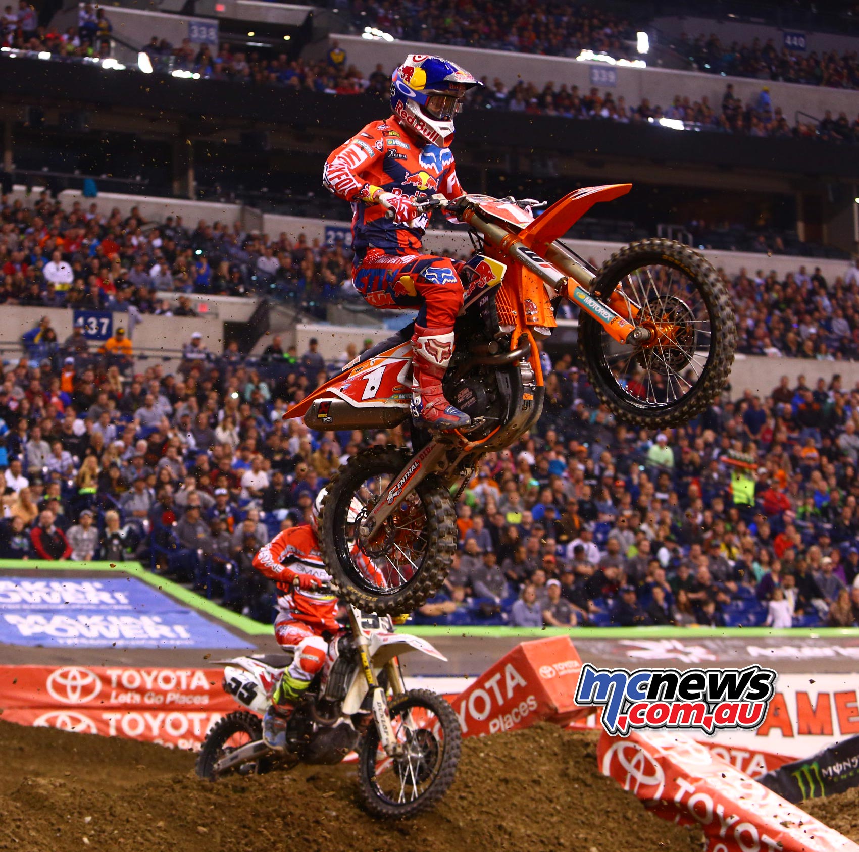 Ryan Dungey wins Indianapolis Supercross | MCNews