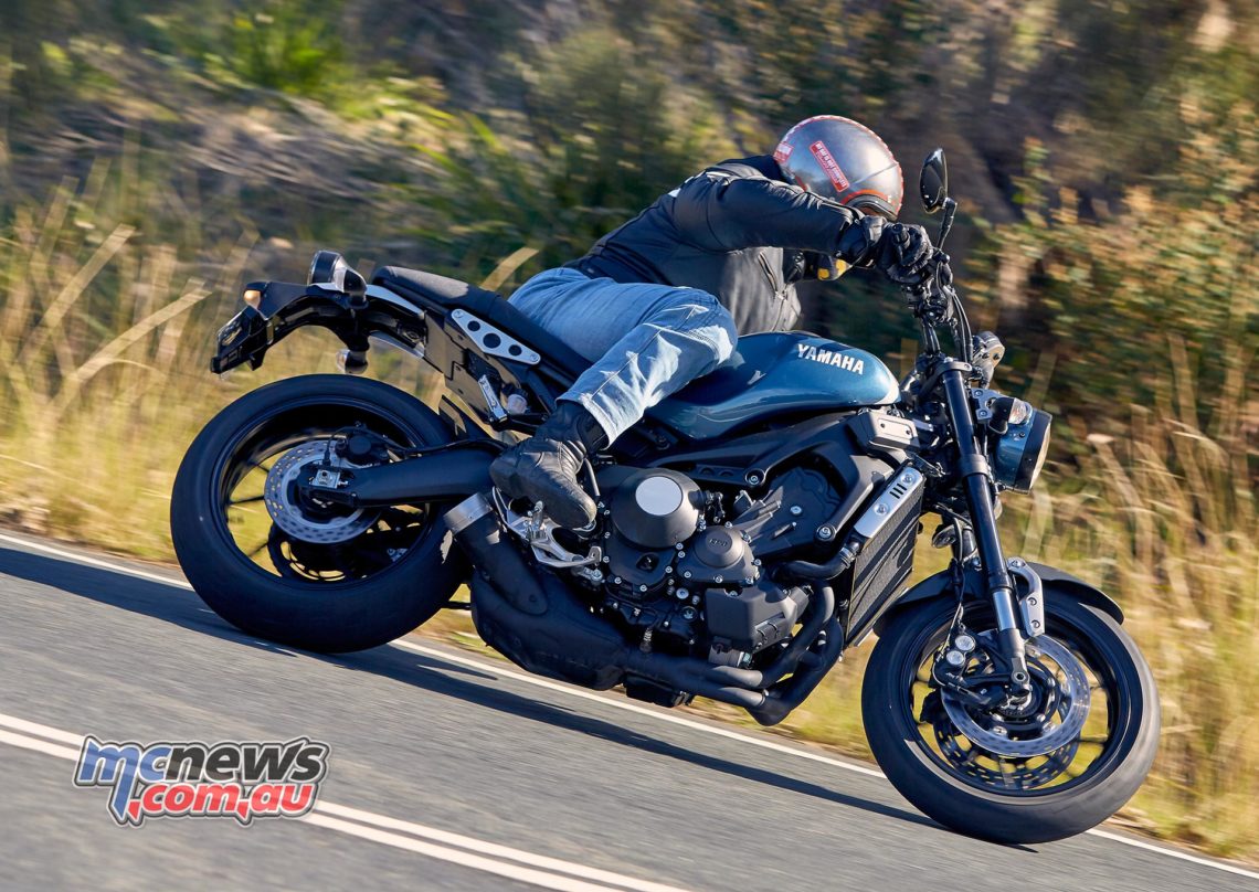 Yamaha's new XSR reviewed with Boris | MCNews
