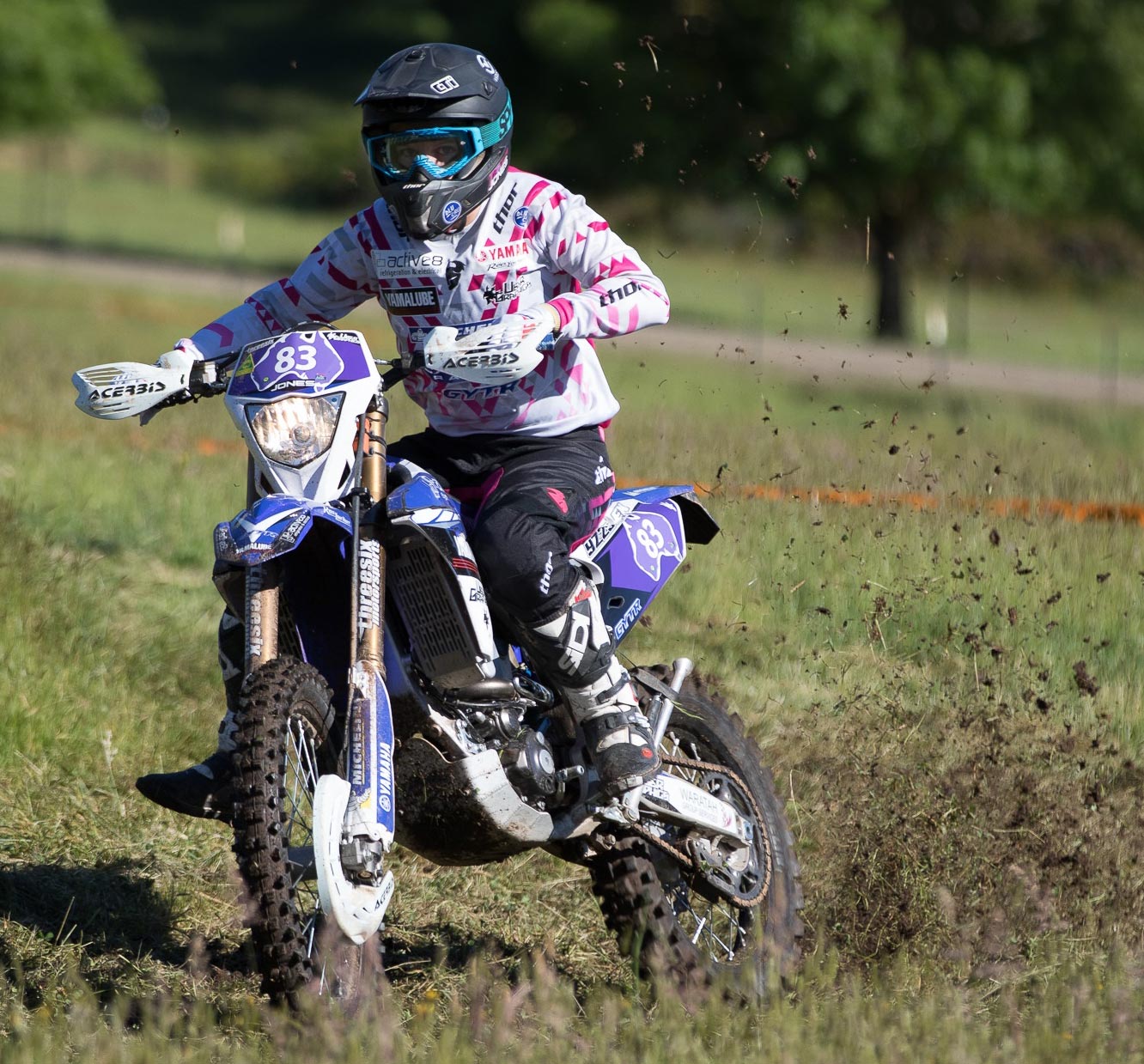 Milner pips Hollis for A4DE outright lead on day one | MCNews