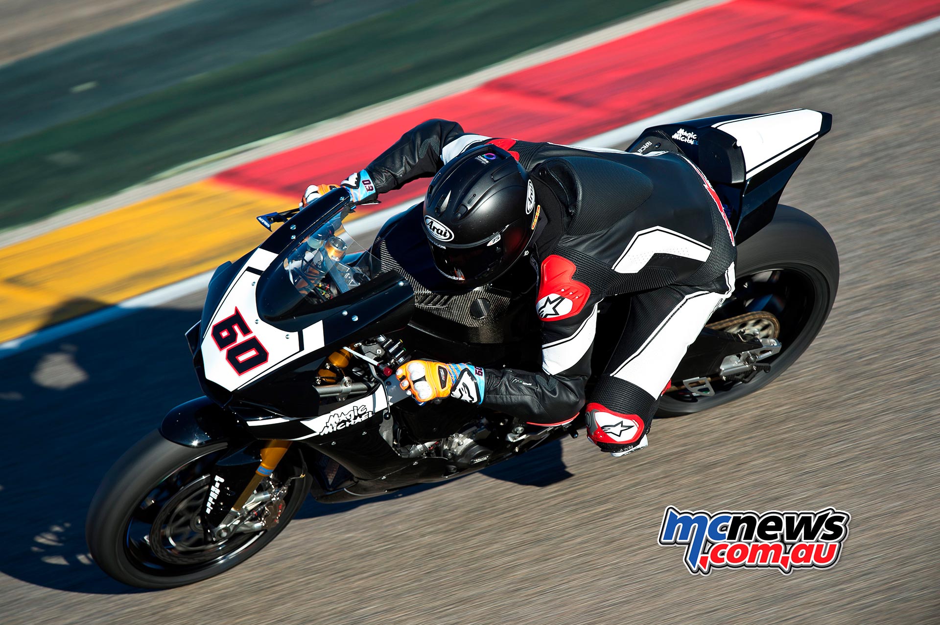 Michael Van der Mark rides WorldSBK YZF-R1 | MCNews