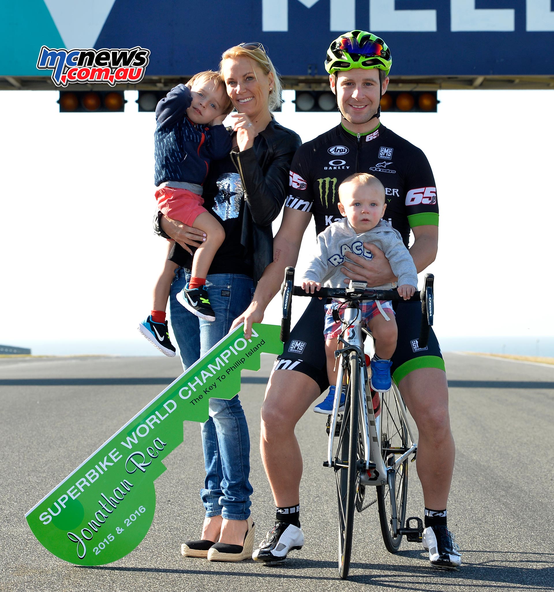 Jonathan Rea honoured by Phillip Island | Video | MCNews.com.au