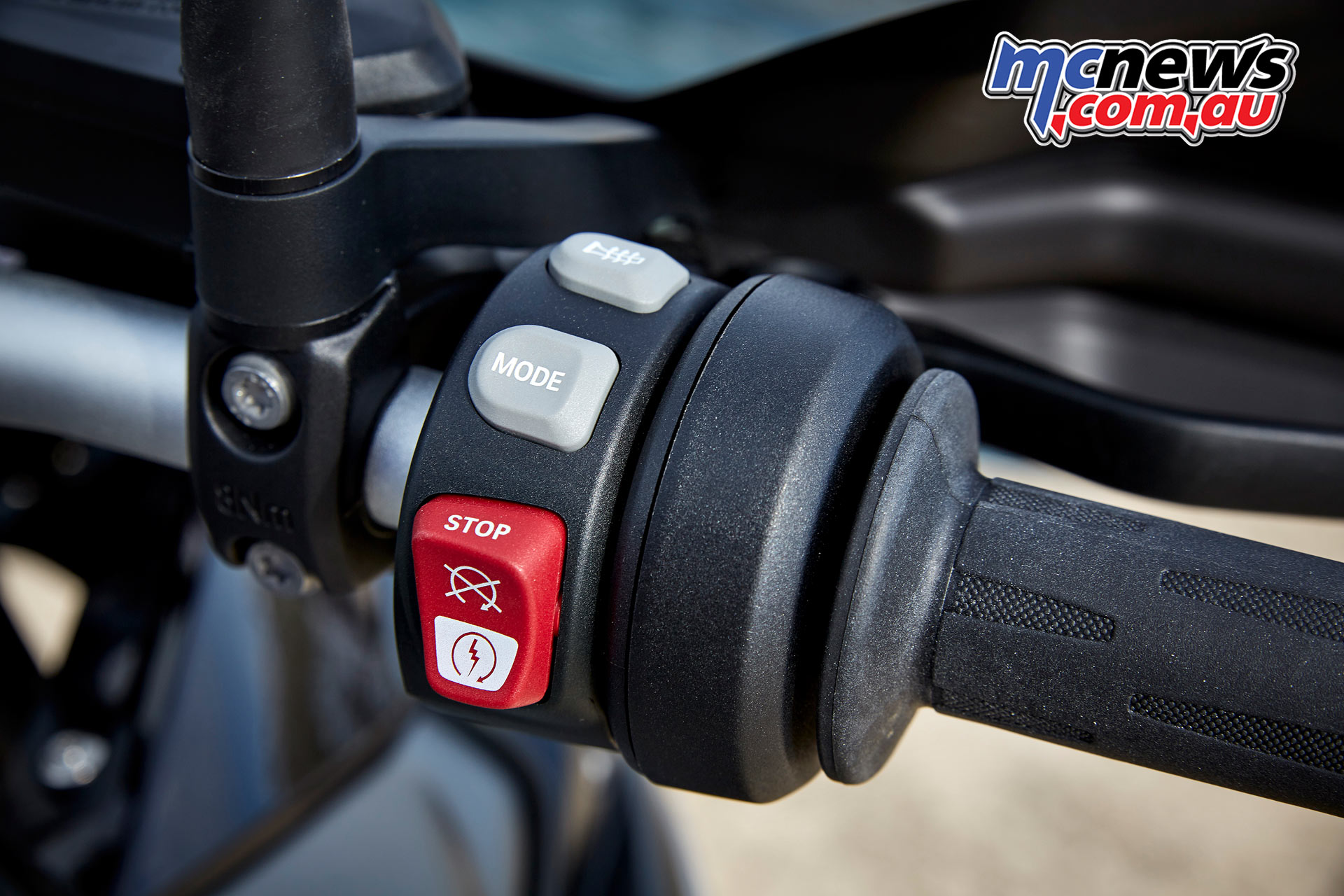 Updated 2017 BMW R 1200 GS | Exclusive edition | MCNews