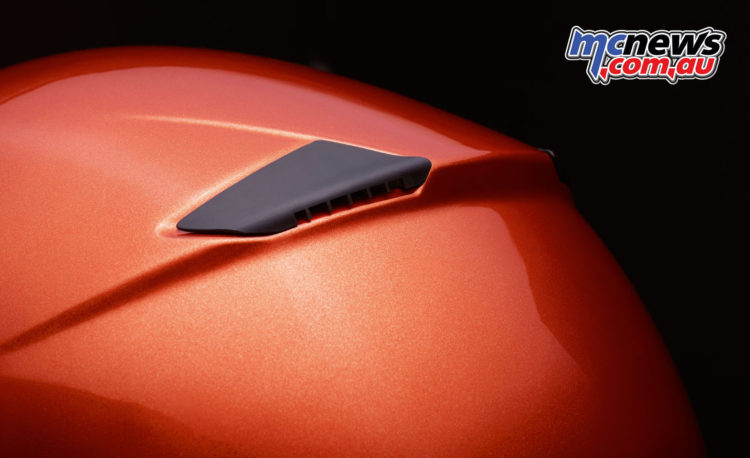 Shoei unveil all new RYD helmet | Arriving April | MCNews