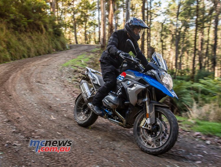 2017 BMW R 1200 GS Rallye X Review | MCNews