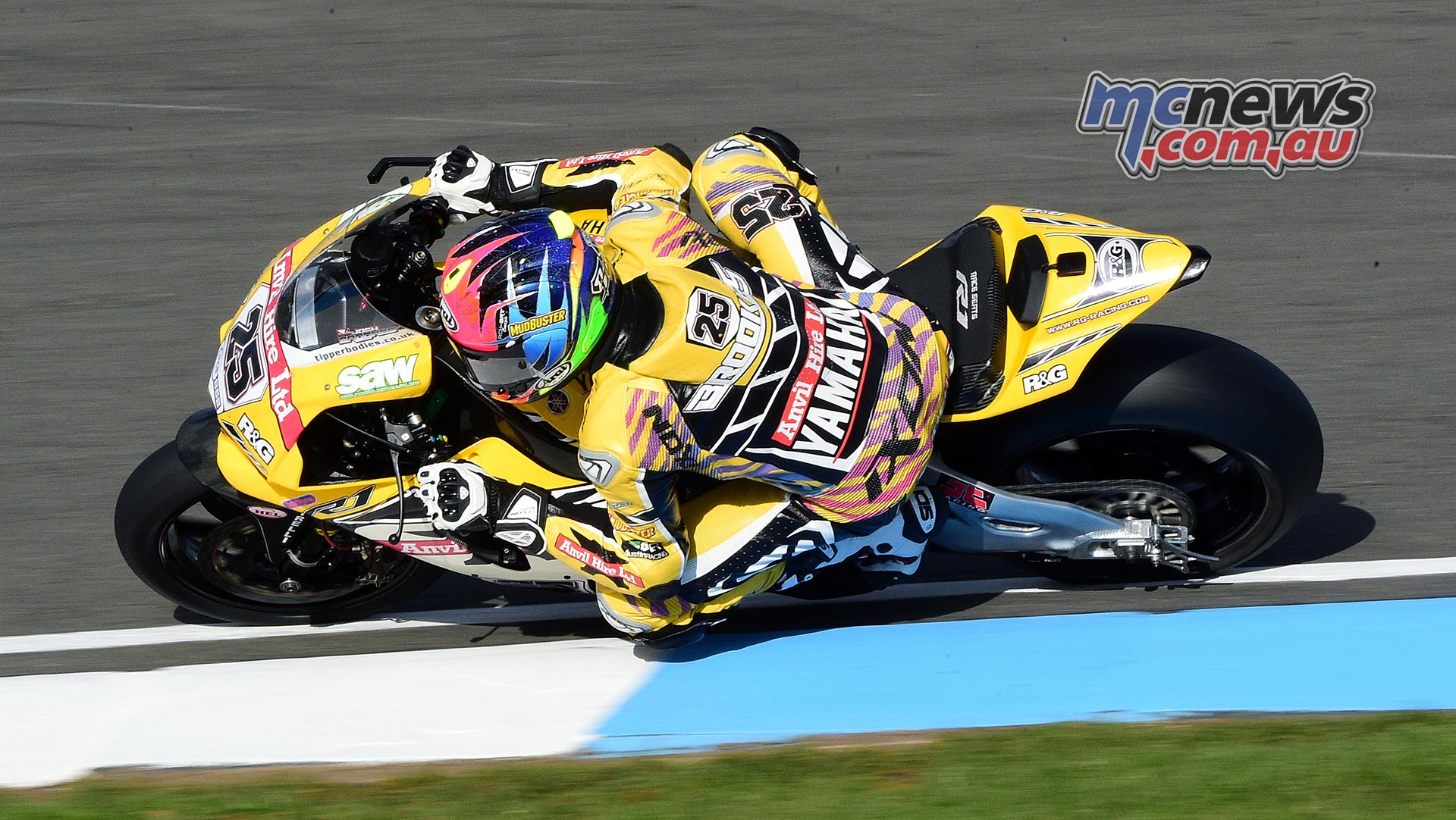 Josh Brookes 3rd as BSB gets underway at Donington | MCNews