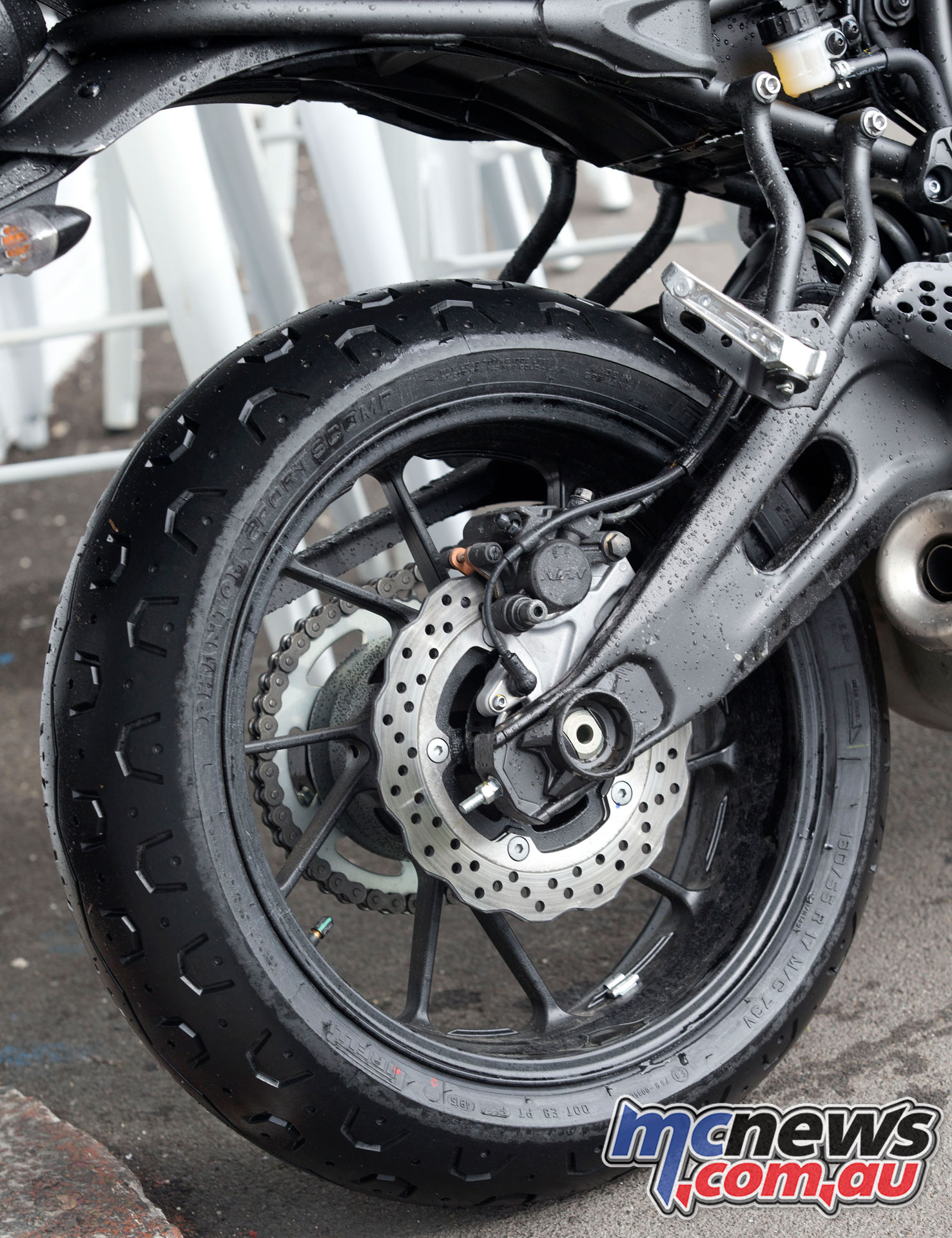 Yamaha XSR700 Review | LAMS + style & performance | MCNews