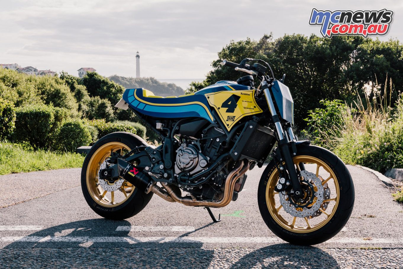Yamaha feature XSR 700 customs at Wheels & Waves | MCNews