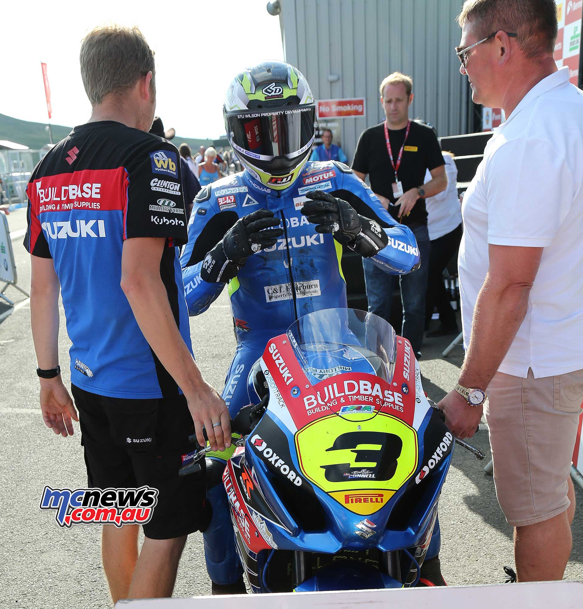 British Superbike Images | Knockhill Image Gallery B | MCNews