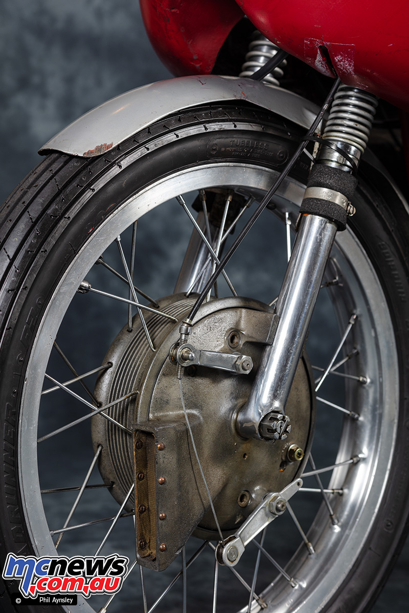 Jawa 350 Racer | Four-stroke parallel twin from 1961 | MCNews