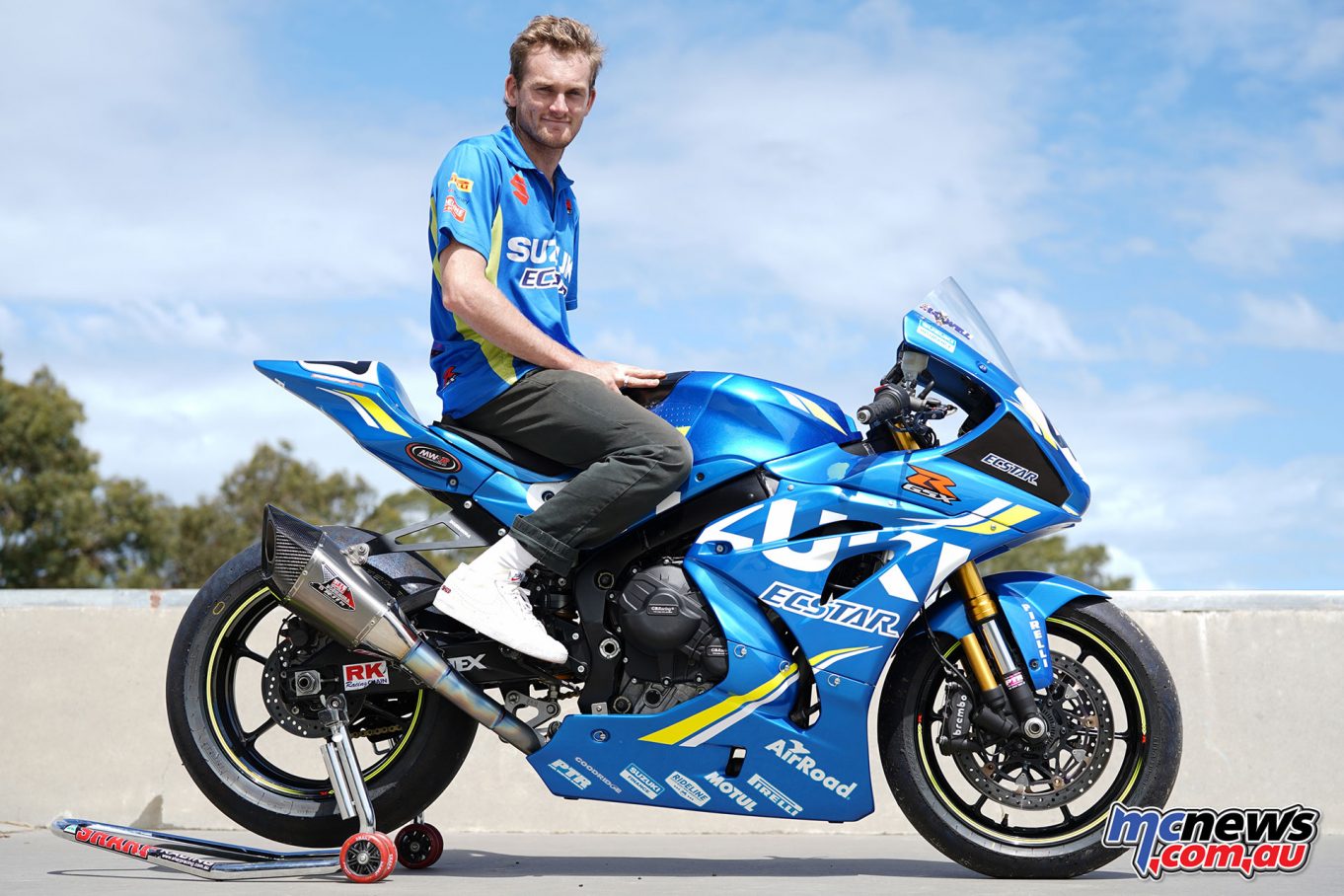 Wayne Maxwell back in Suzuki colours for ASBK 2019 | MCNews