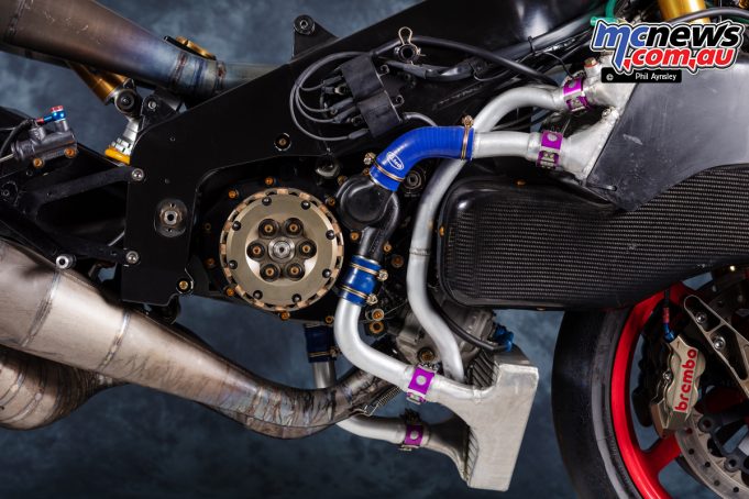 Paton PG 500 R V4 Racer | MCNews