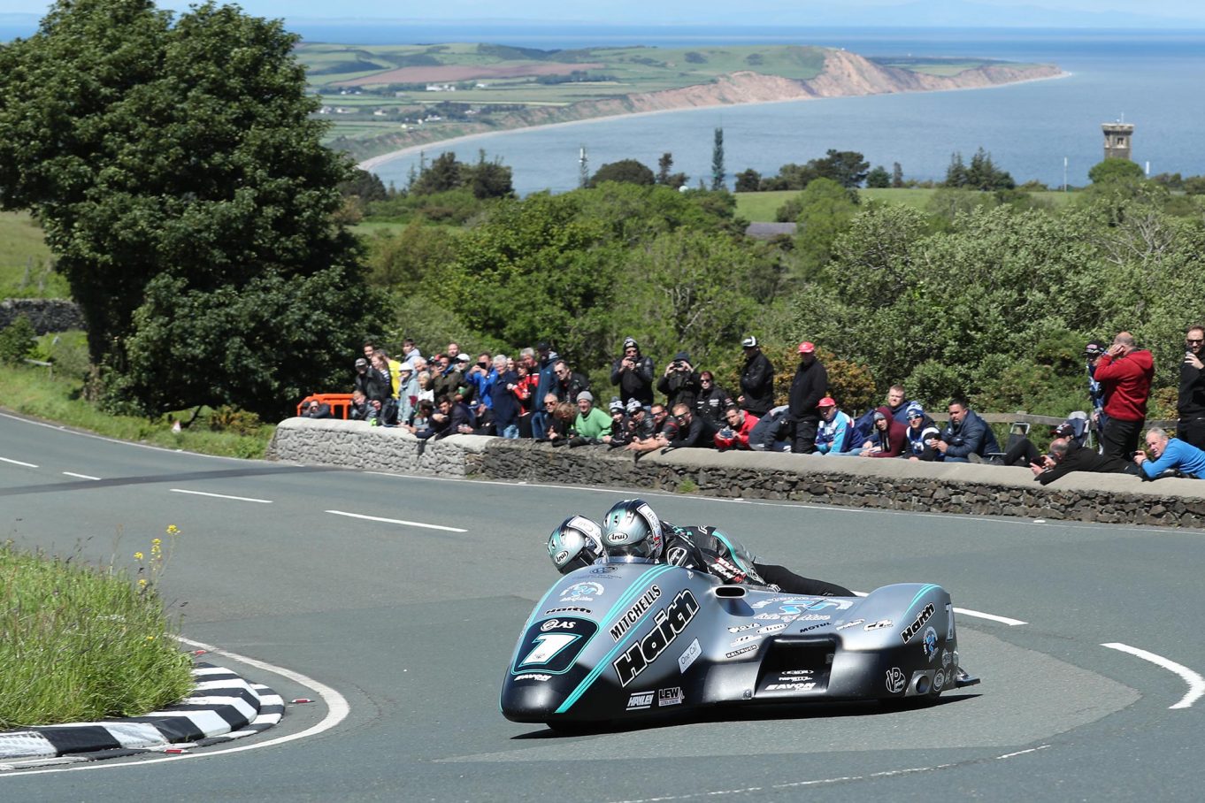 2019 Isle of Man TT Sidecar TT Race Two | MCNews