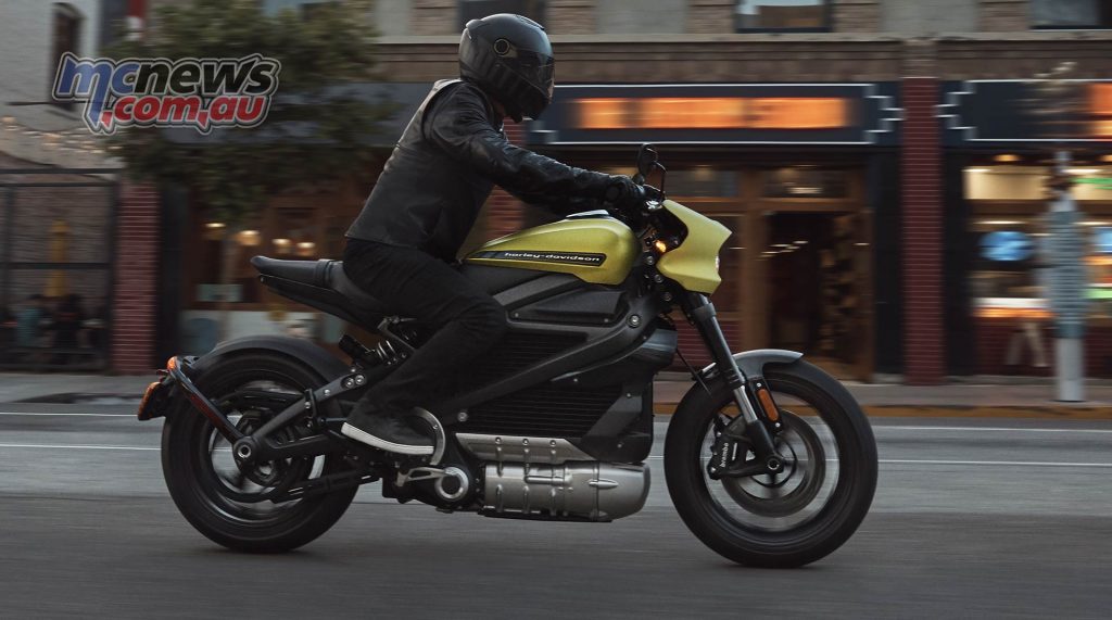 Harley-Davidson LiveWire | 0-100 in 3s | 152km range | MCNews