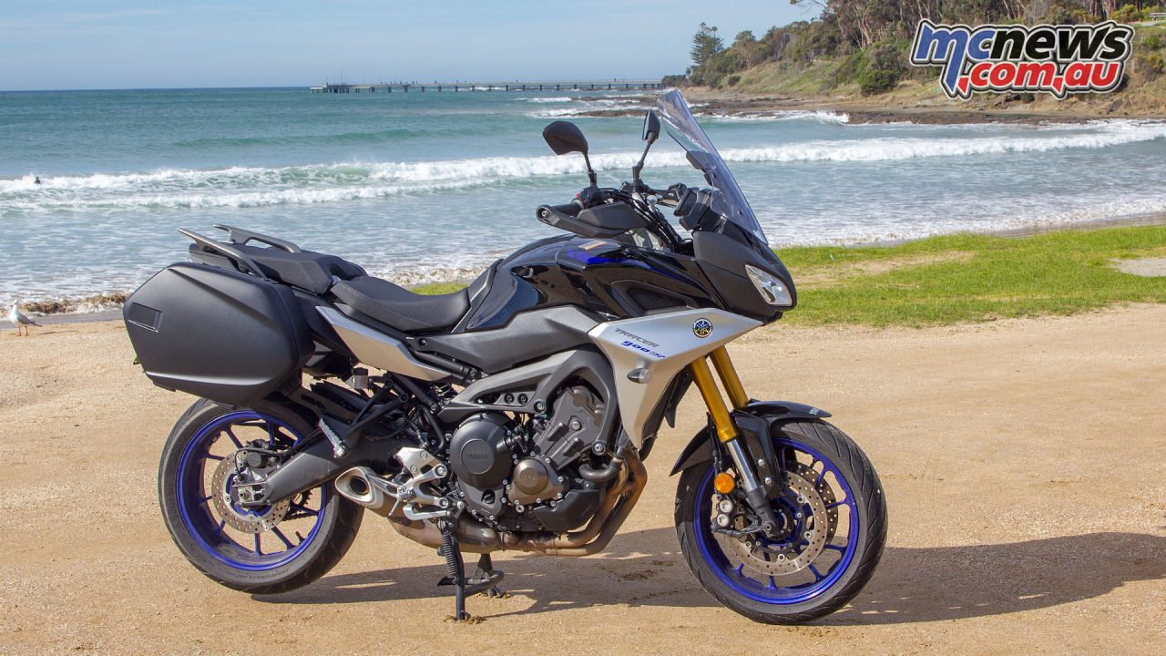 2019 Yamaha Tracer 900 GT Review | Motorcycle Tests | MCNews
