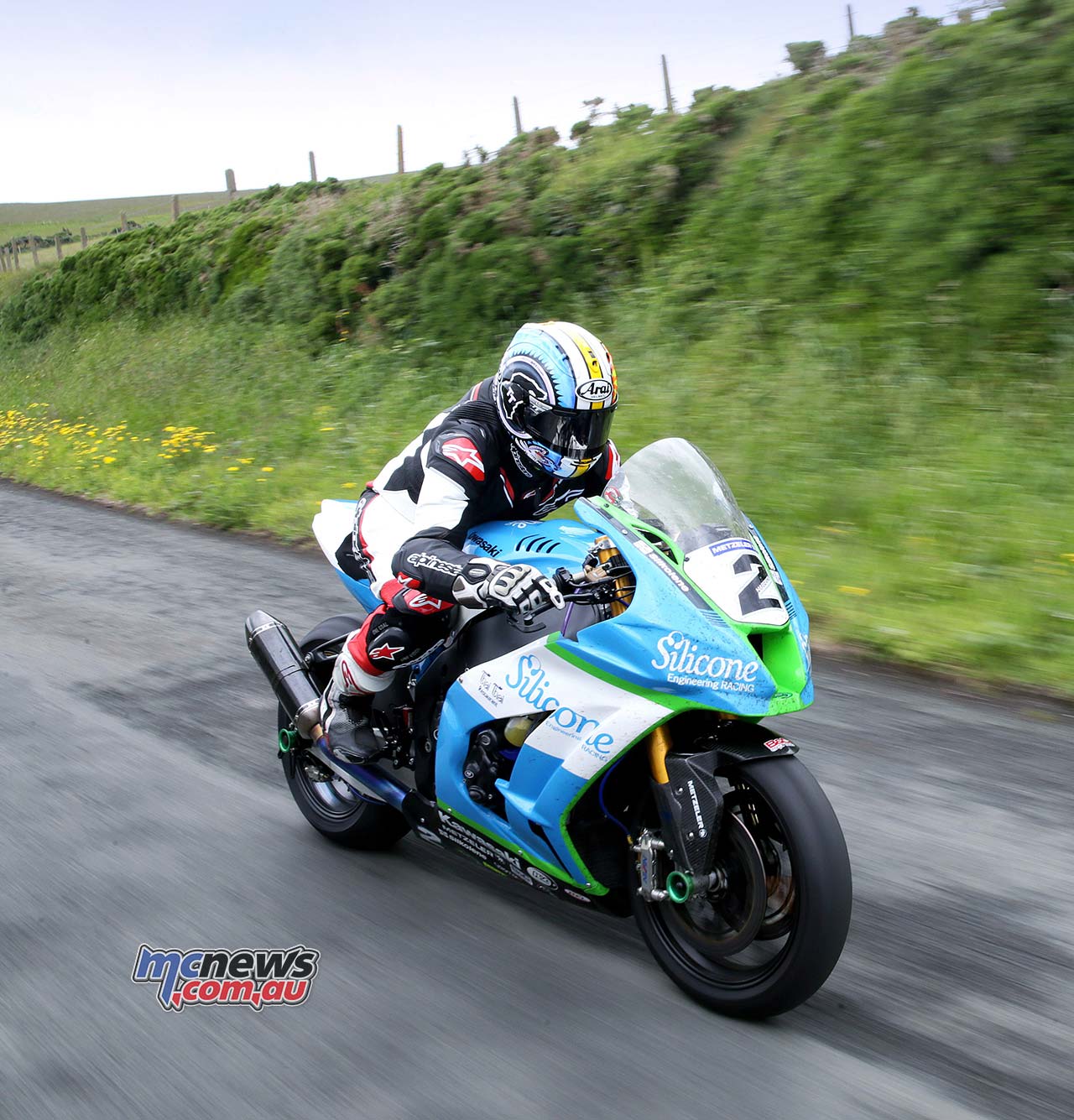 Dean Harrison’s Senior IOM TT winning Kawasaki ZX-10RR ridden | MCNews ...
