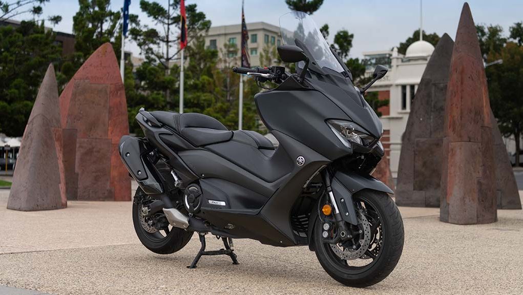 Yamaha TMAX 560 Review | Scooter Tests | MCNews.com.au