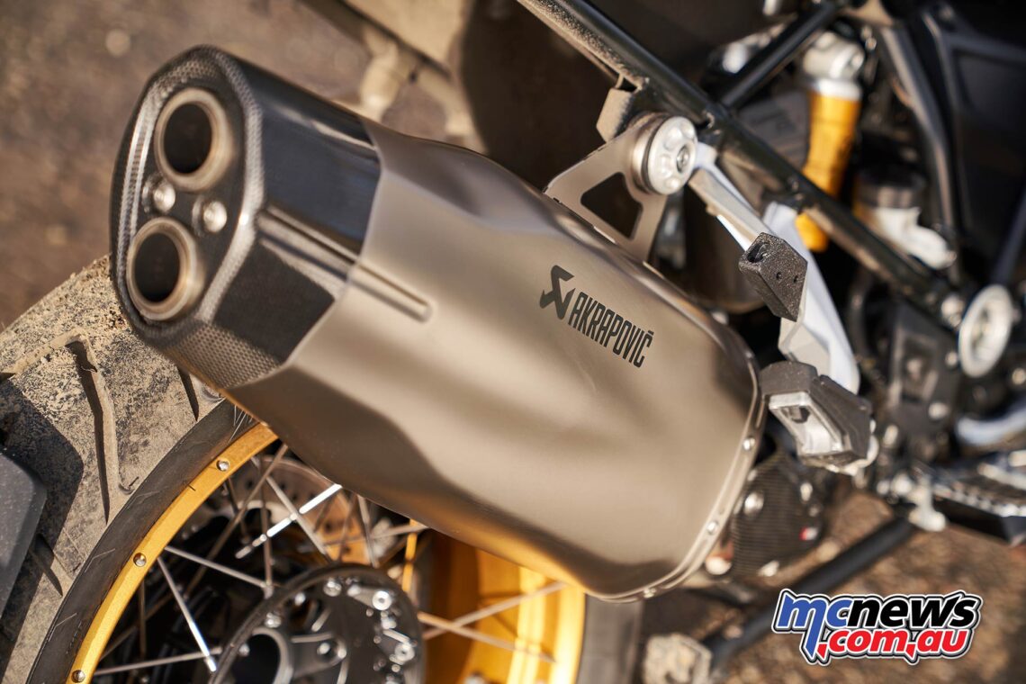 2021 BMW R 1250 GS '40 Years GS' Review | MCNews