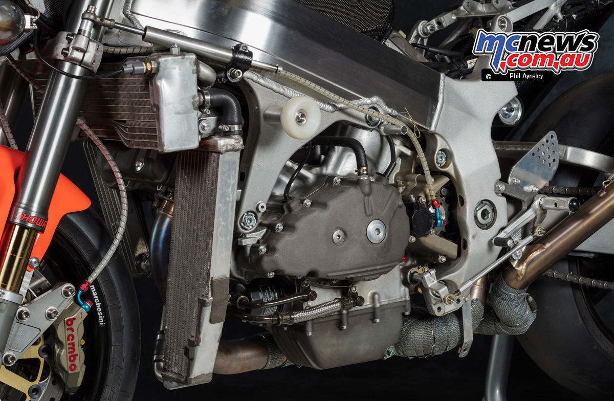 HRC kitted Honda VTR SP1 (RC51) | MCNews