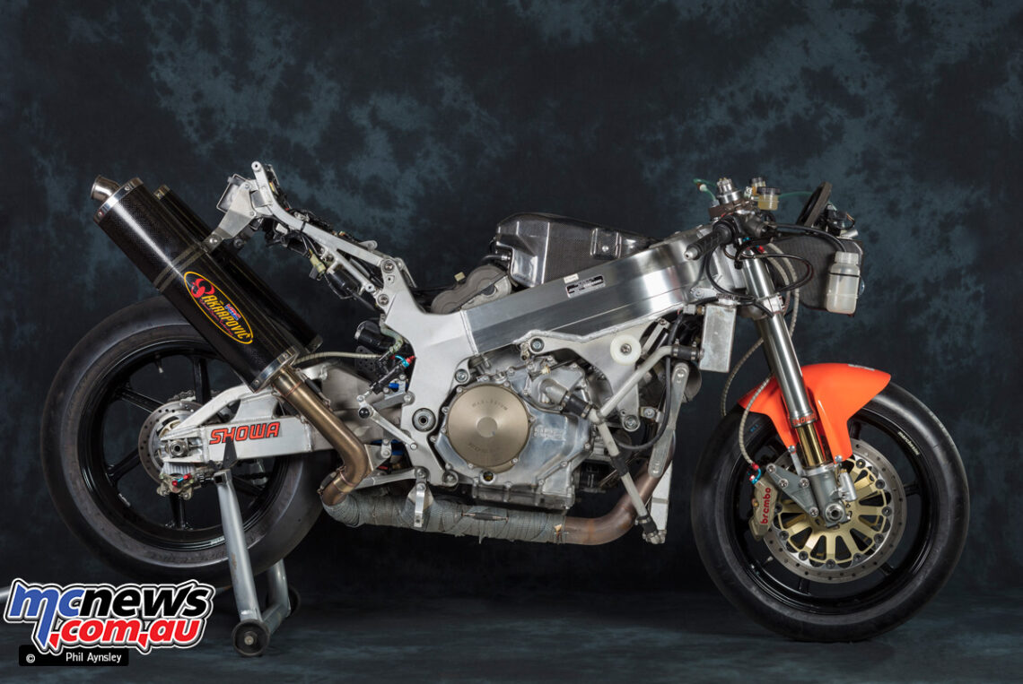 HRC kitted Honda VTR SP1 (RC51) | MCNews