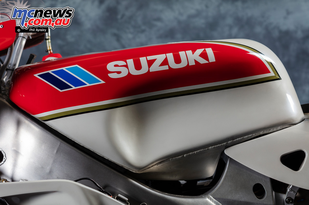 Kevin Schwantz' 1993 RGV500 XR79 | MCNews