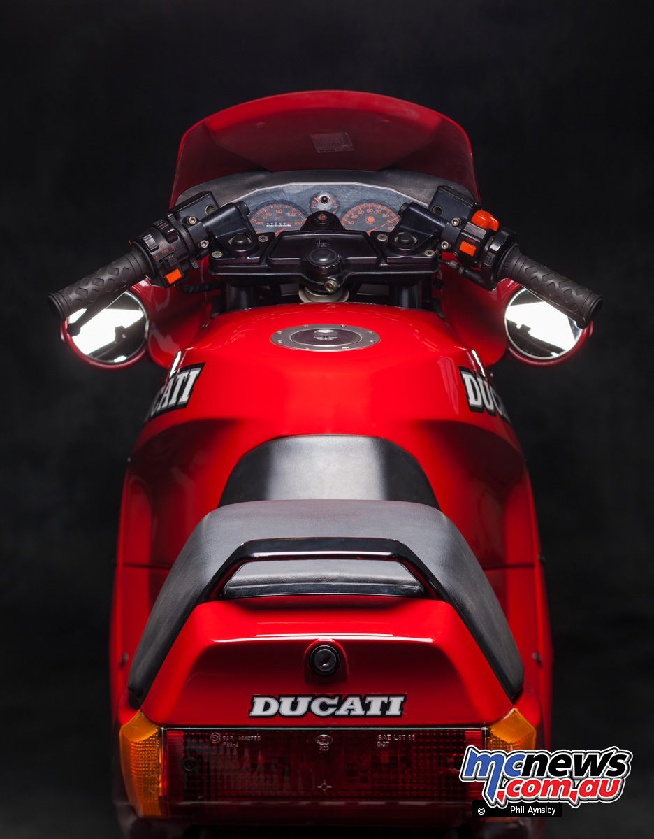 Ducati 907 I.E. - Successor to the 750 and 906 Paso | MCNews