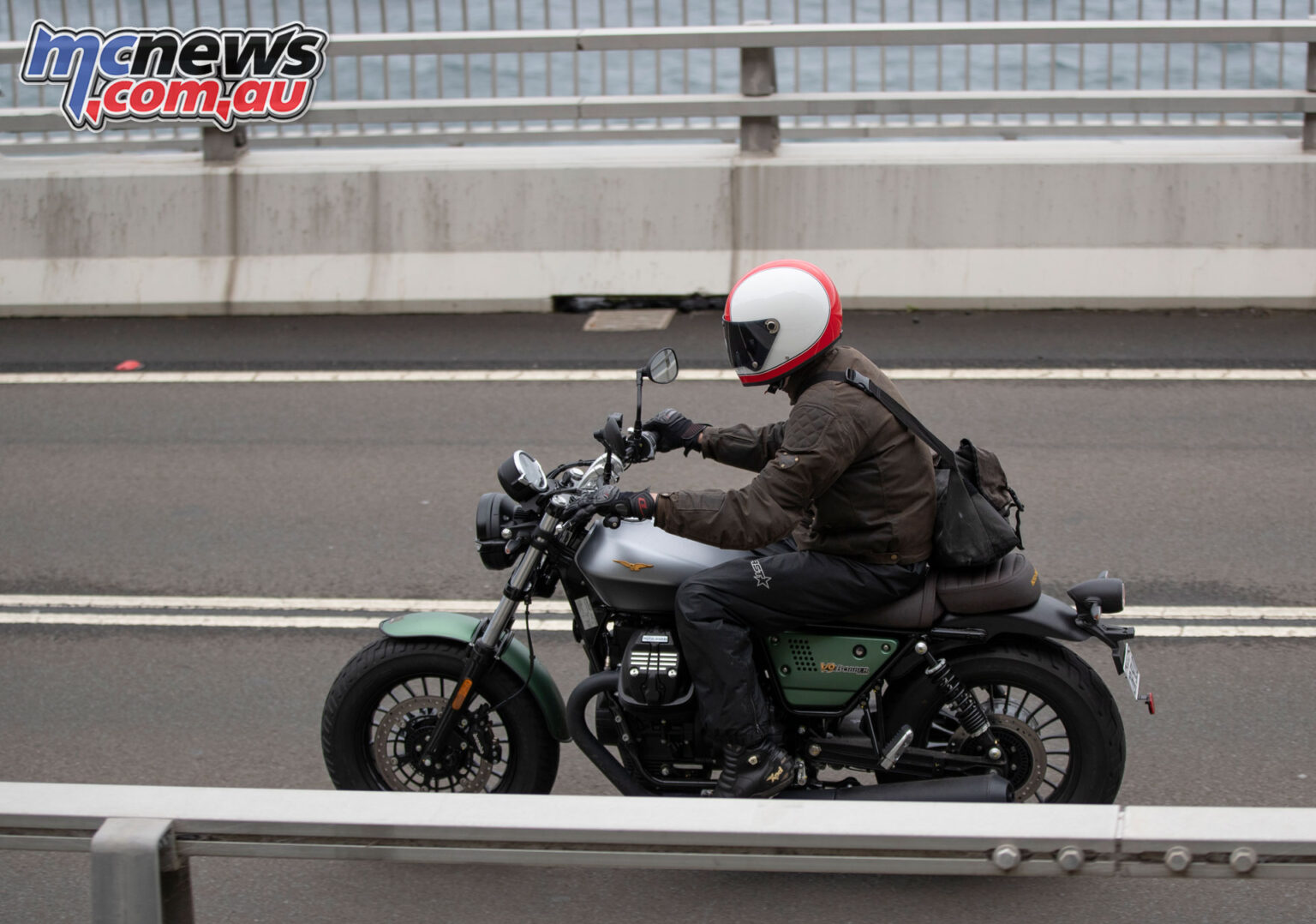 2021 Moto Guzzi V9 Bobber Review | Motorcycle Test | MCNews