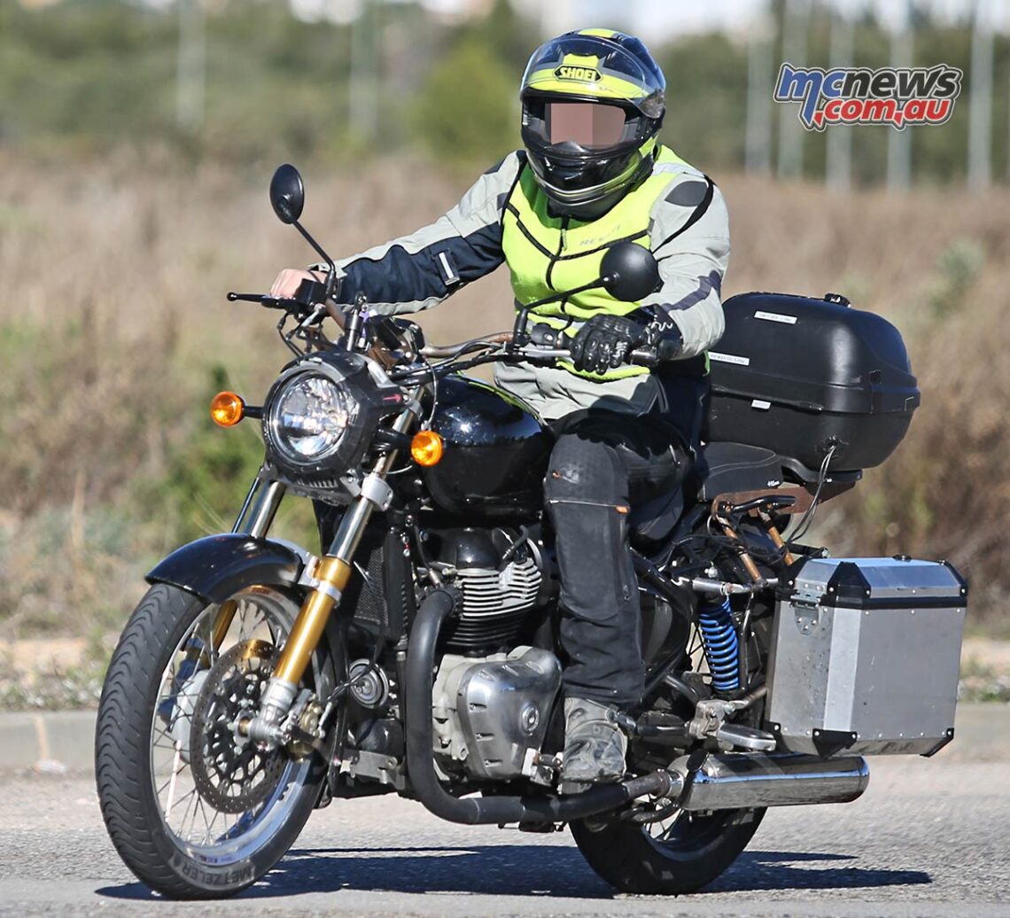 Royal Enfield 650 Cruiser spied testing in Europe | MCNews