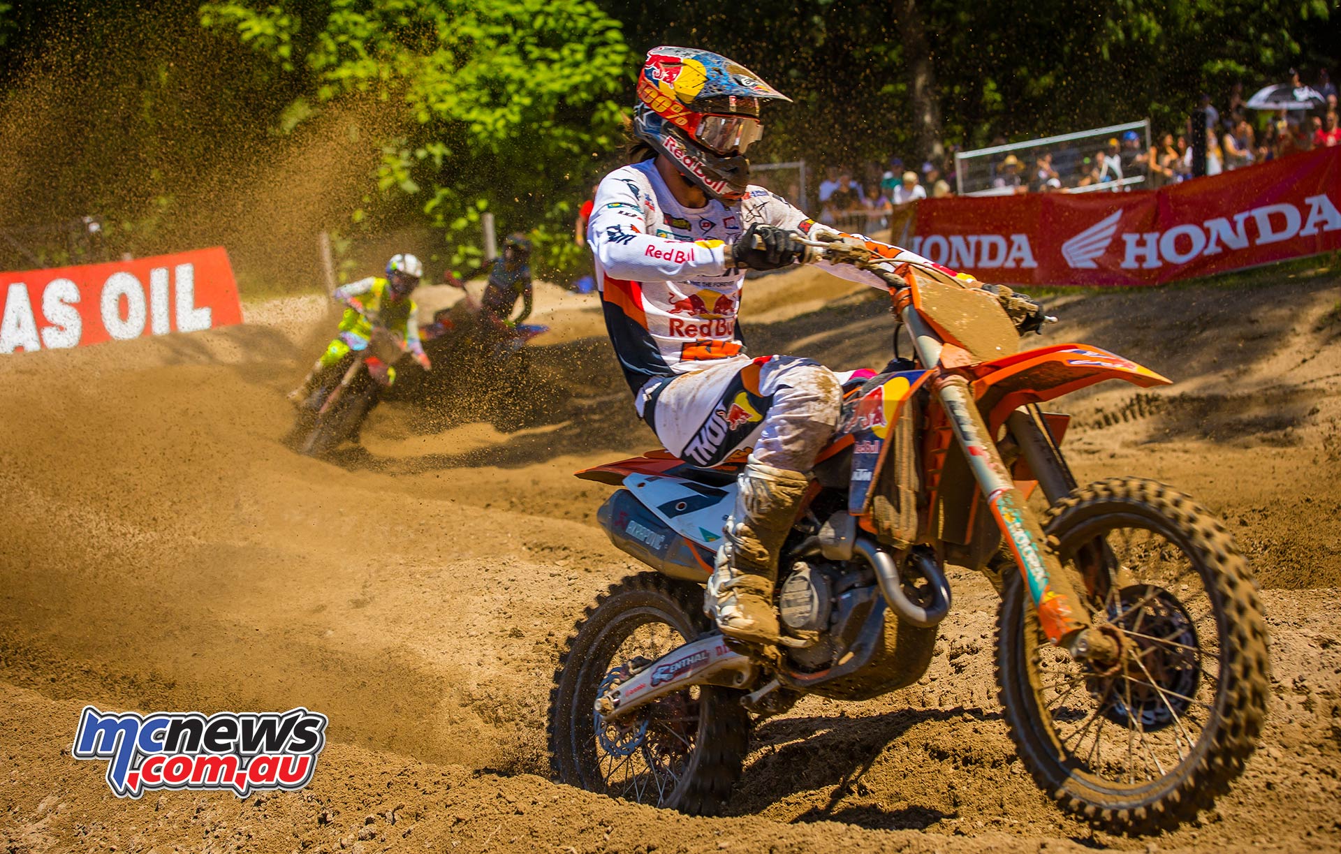 Hi-res images from Pro Motocross Round Six SouthWick Gallery B | MCNews