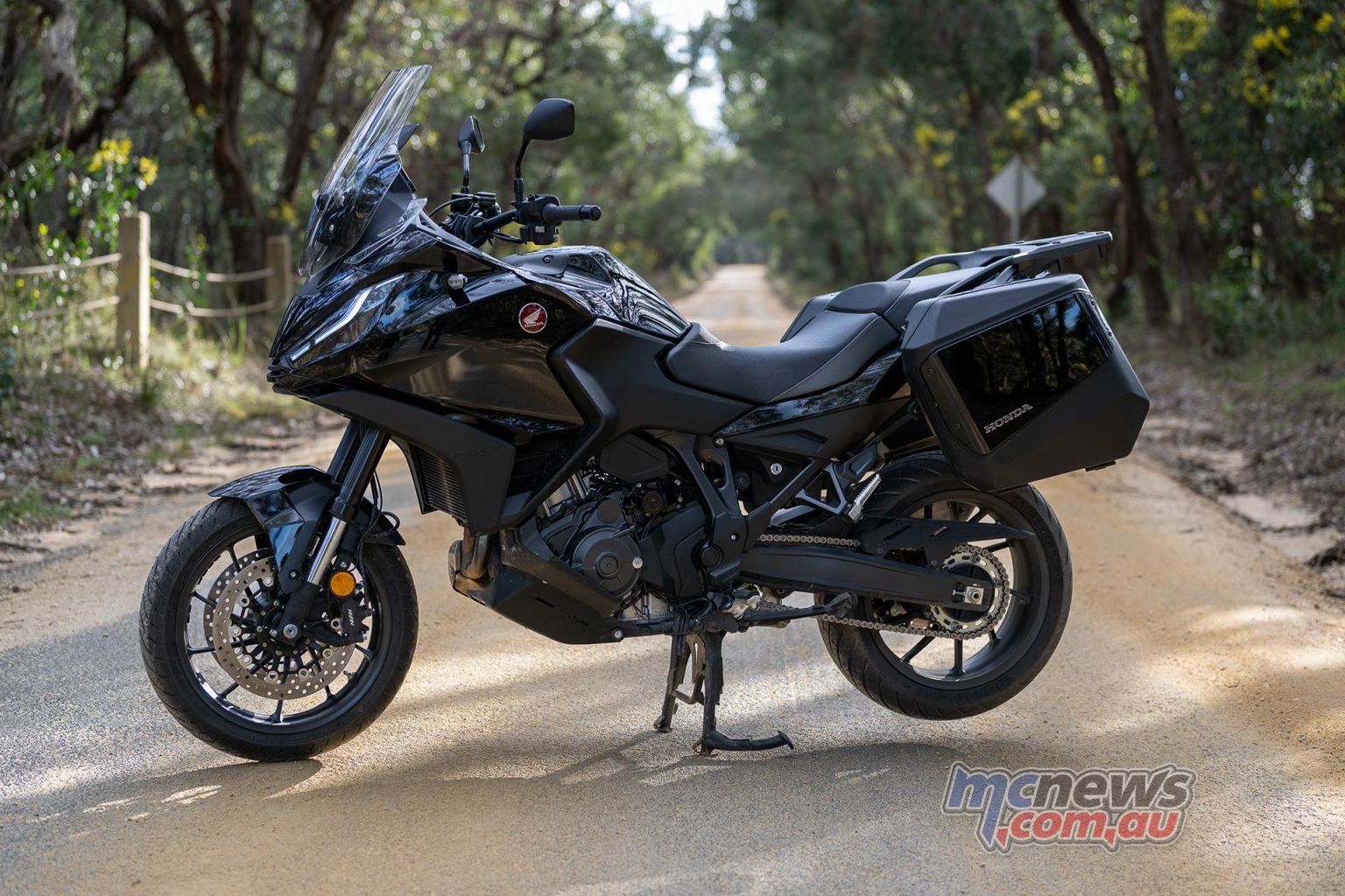 Honda NT1100 Review | Motorcycle Tests | MCNews
