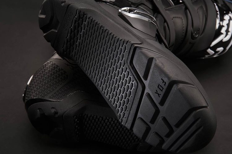 Fox go next level with all new range of MX boots | MCNews