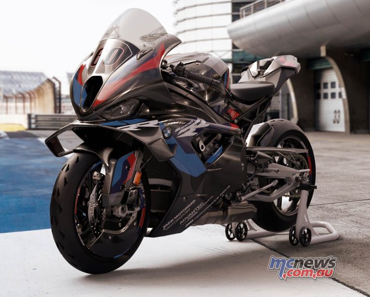 2023 BMW M 1000 RR - With more M... 314 km/h top speed | MCNews