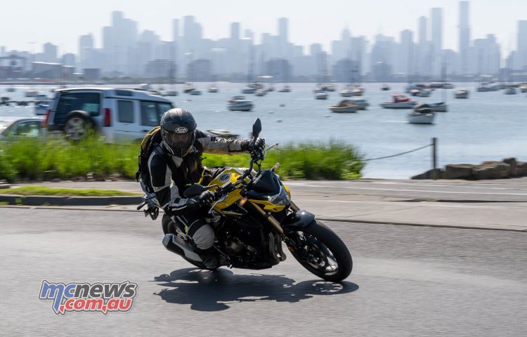 Honda CB500F Review | Motorcycle Test | MCNews