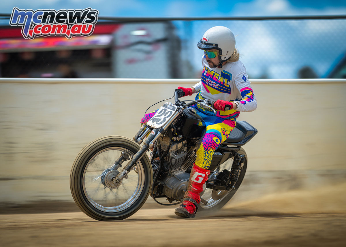 DustHustle brought some crazy antics to North Brisbane Dirt Track | MCNews