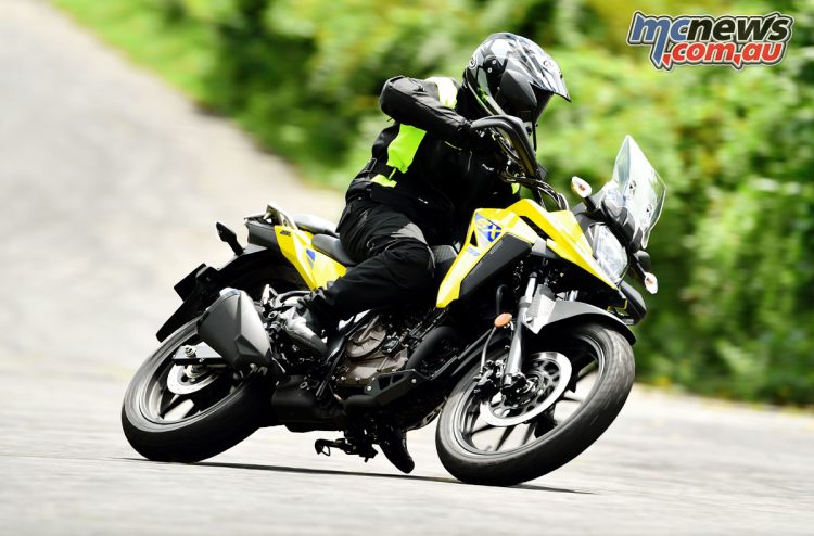Suzuki V-Strom 250 improved for 2023 and more affordable than ever | MCNews