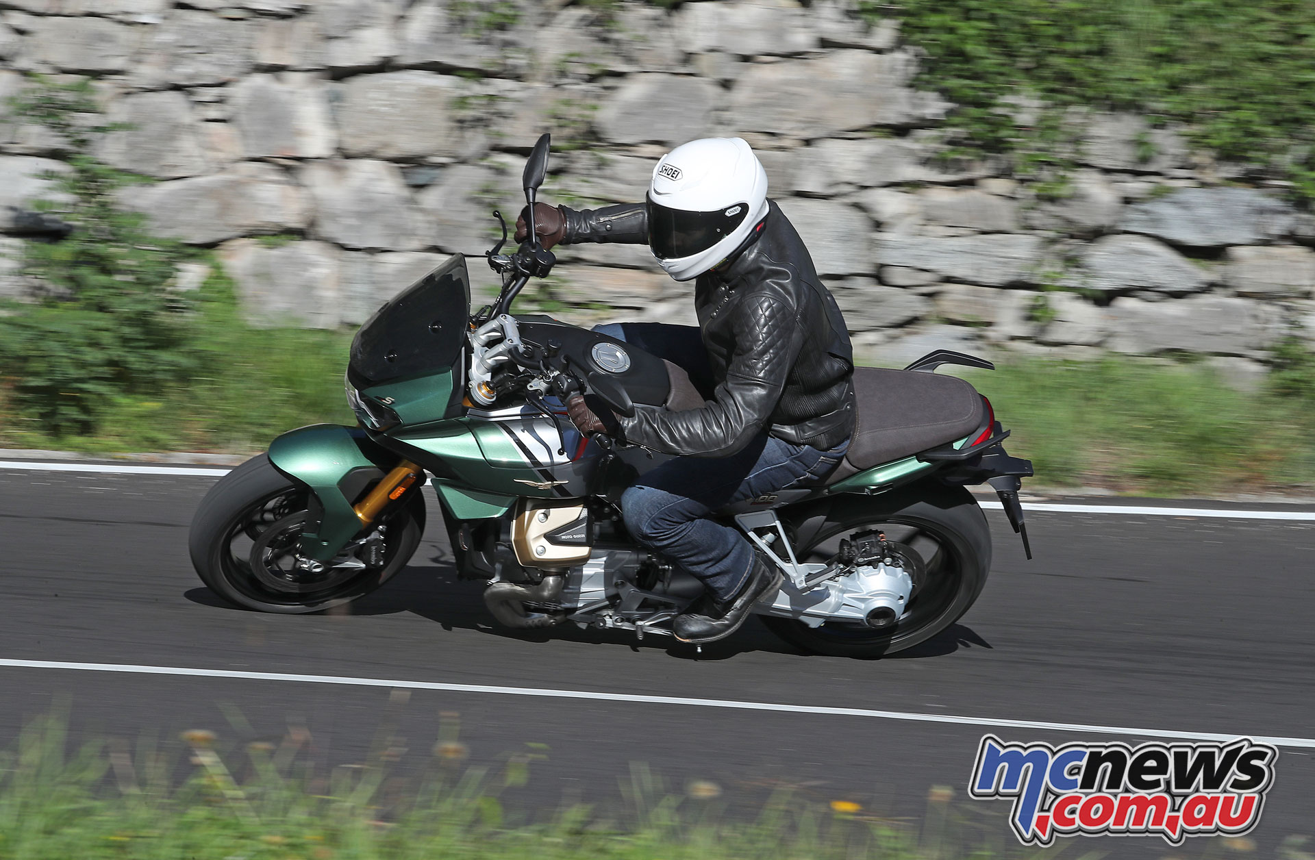 2023 Moto Guzzi V100 Mandello S Review | Motorcycle Test | MCNews