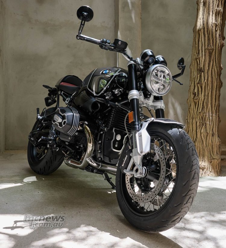 BMW R nineT 100 Years and BMW R 18 100 Years editions revealed | MCNews