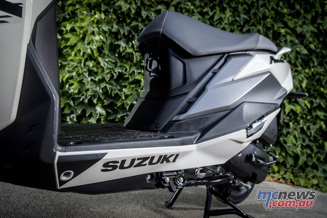Suzuki Avenis 125 lands in Australia and we blag a ride | MCNews