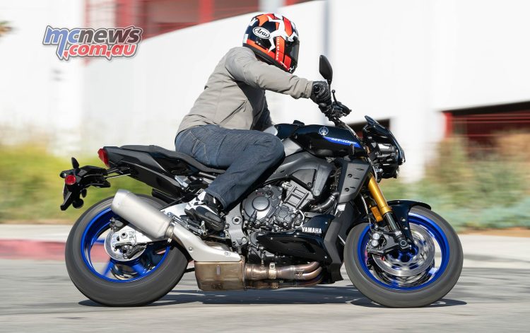 2023 Yamaha MT-10 SP Review | Motorcycle Test | MCNews