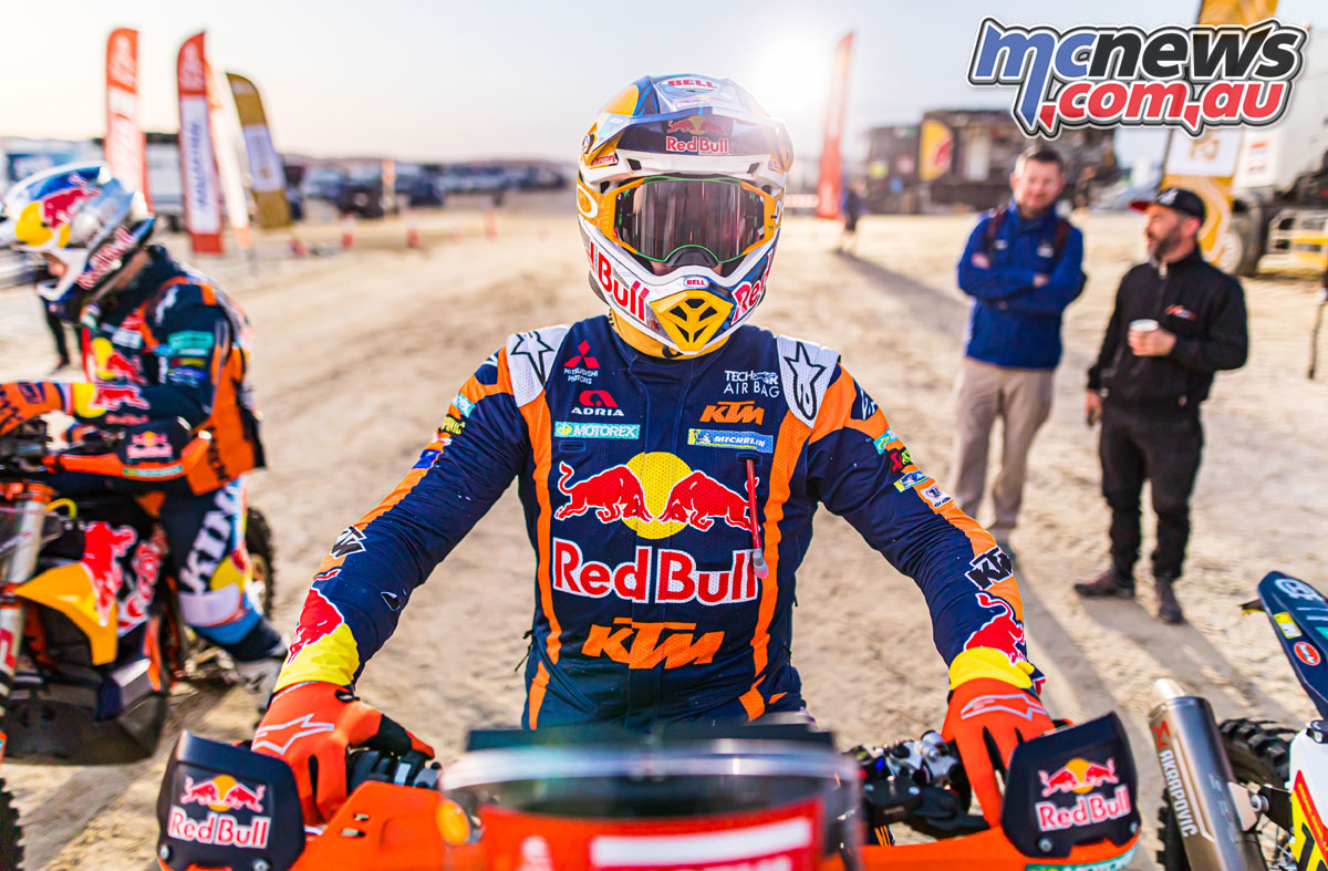 Toby Price P3 as Abu Dhabi Desert Challenge gets underway | MCNews