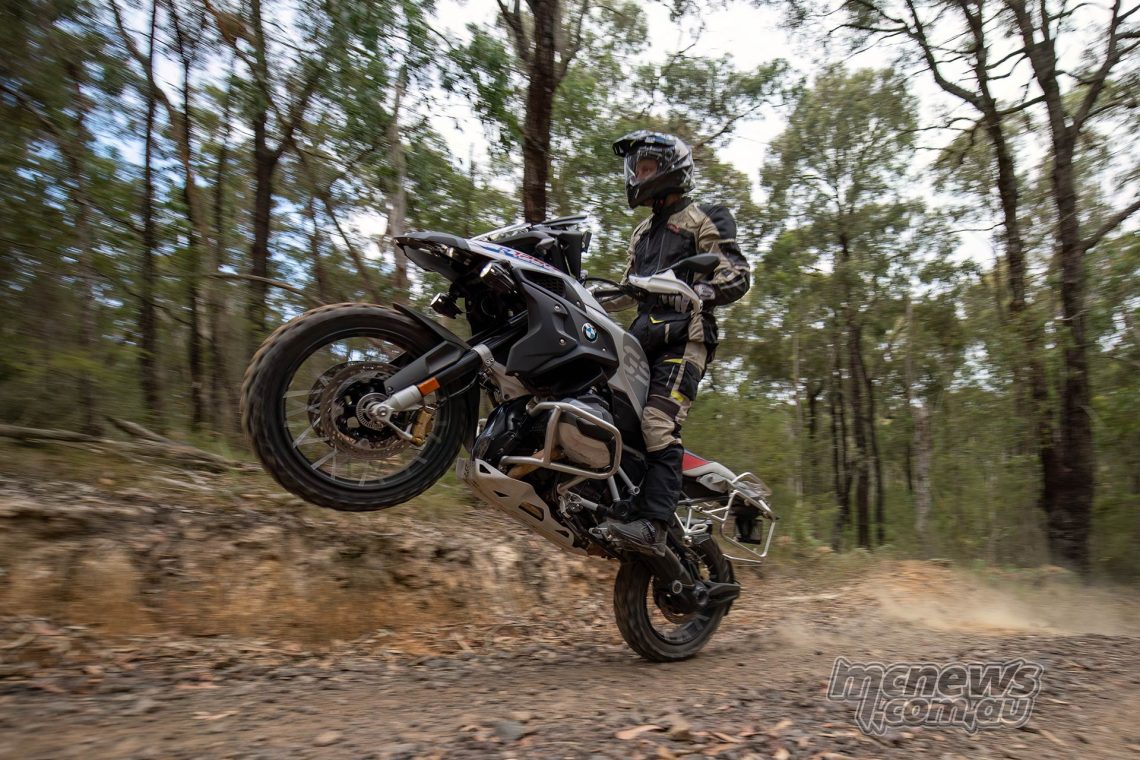 2023 BMW R 1250 GS Rallye X Review | Motorcycle Test | MCNews