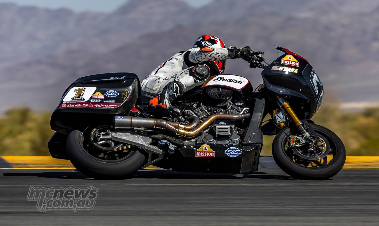 We ride Indian's King of the Baggers contender | MCNews