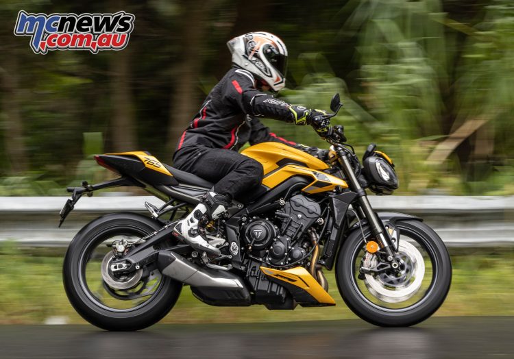 2023 Triumph Street Triple 765RS Test | Motorcycle Review | MCNews