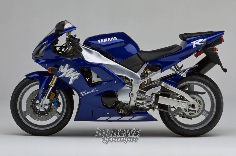 The Yamaha YZF-R1 turns 25 - History of the YZF-R1 | MCNews