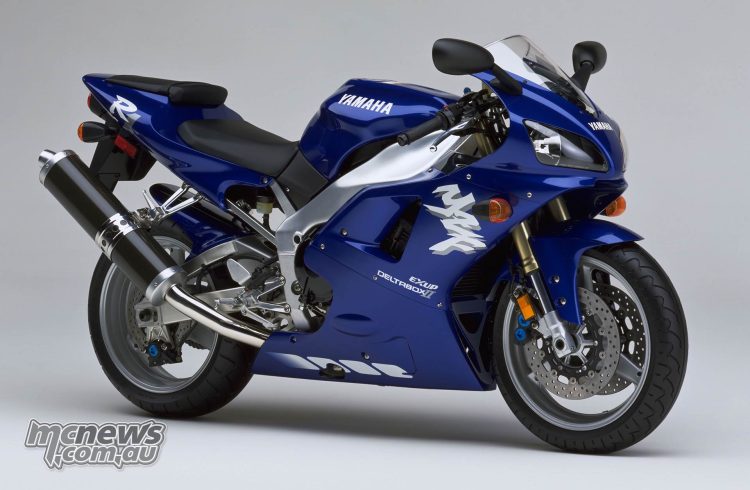 The Yamaha YZF-R1 turns 25 - History of the YZF-R1 | MCNews